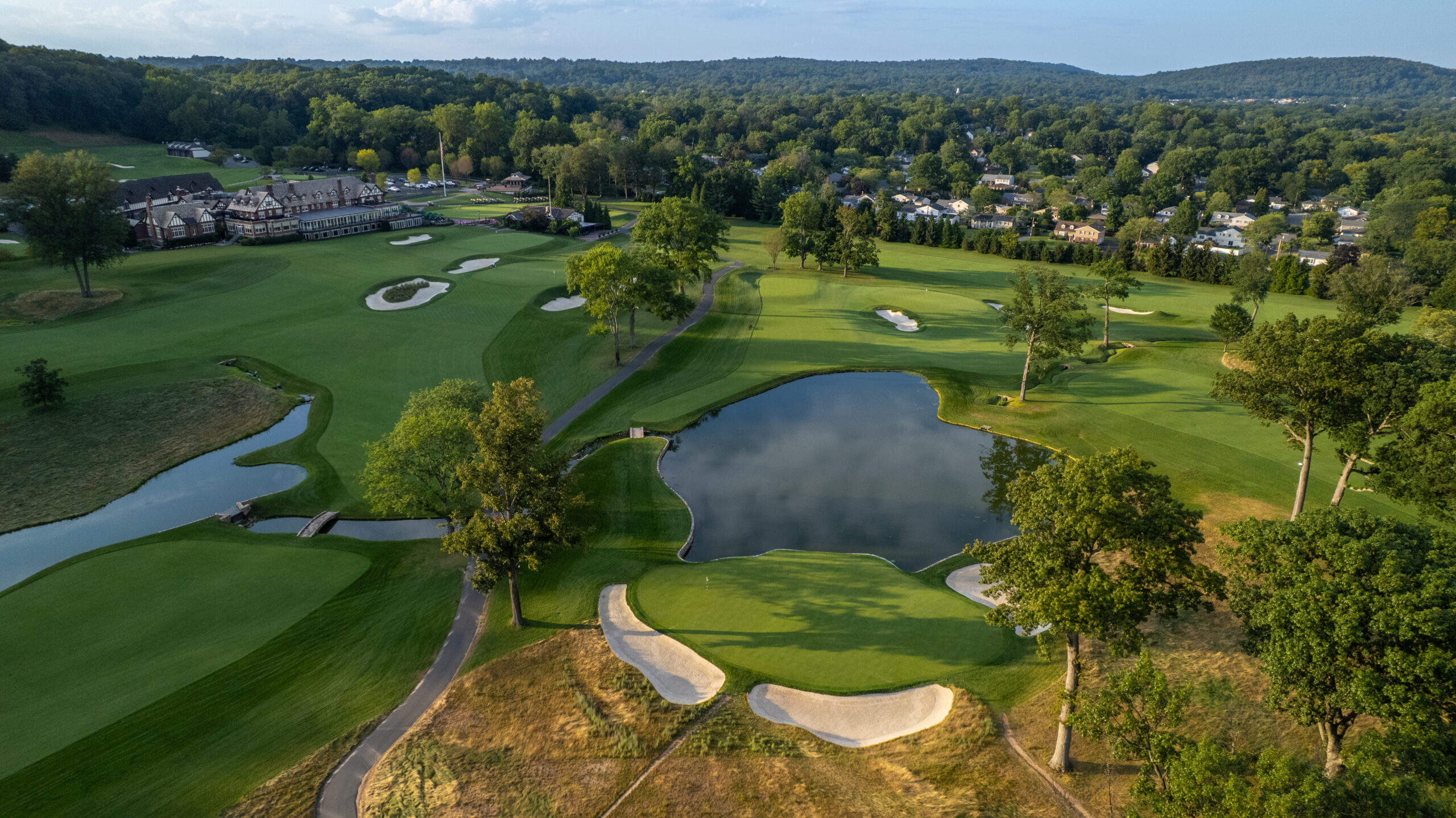 Baltusrol Golf Club Playdeck Building - 1100 Architect